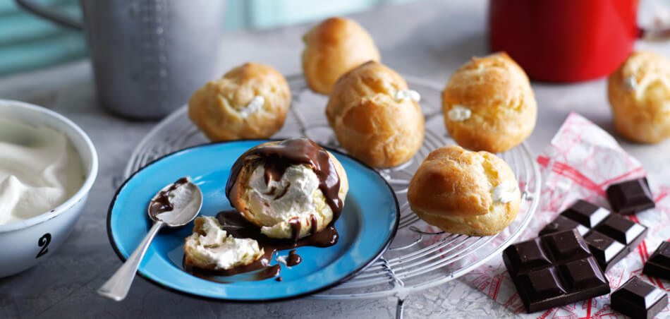 Profiteroles mit Schokosauce - Rezept | LIDL Kochen