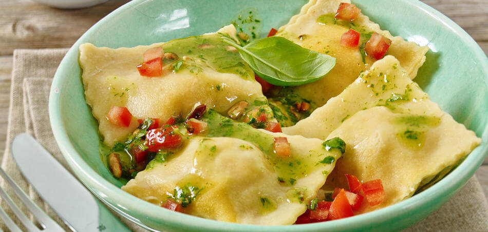 Ravioli mit Basilikumöl - Rezept | LIDL Kochen