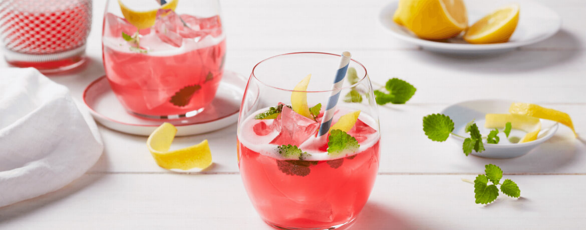 Cocktail Mit Rhabarber