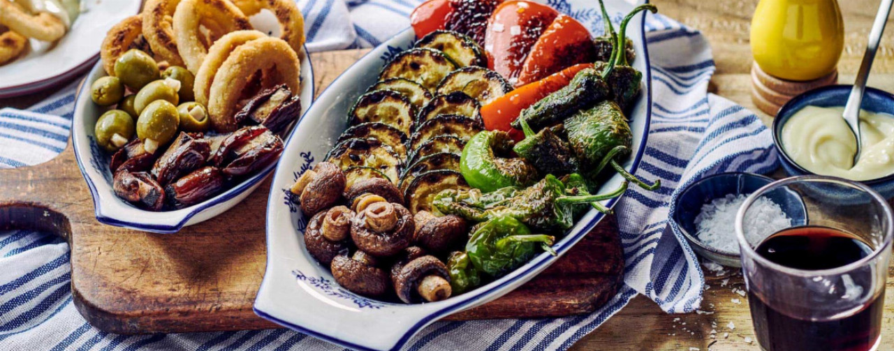 Vegane Tapas-Platte mit Zwiebelringen - Rezept | LIDL Kochen