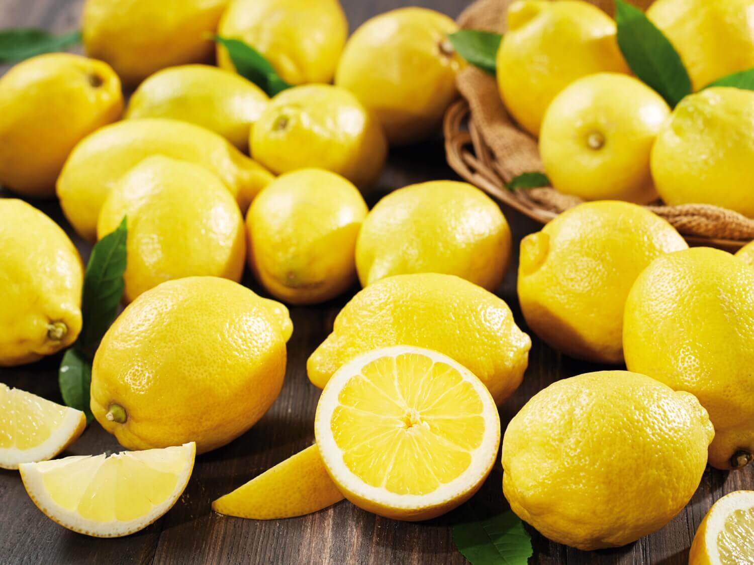 Zitronen samt Zitronenschalen verwerten mit Sally von Sallys Welt